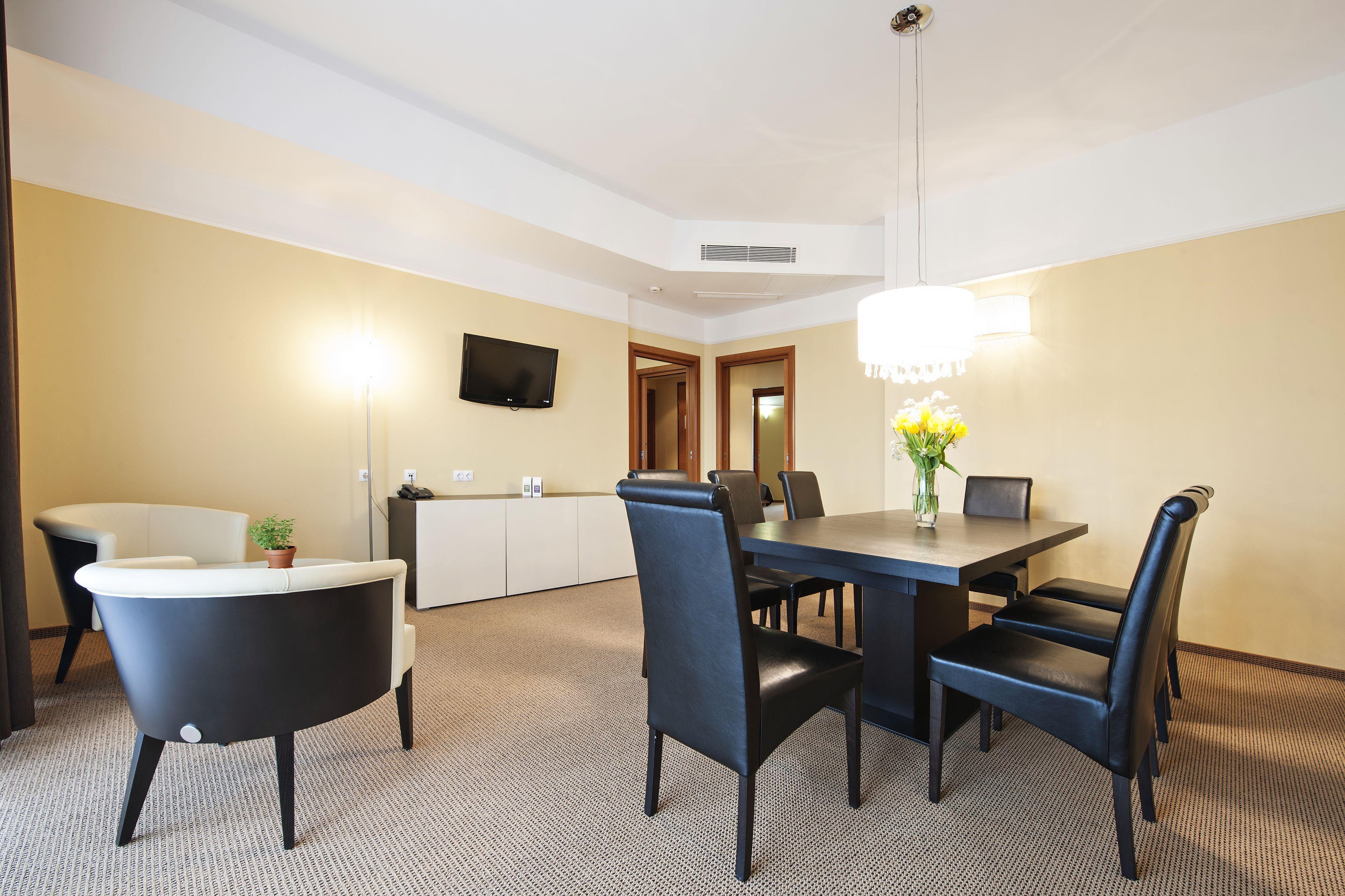Hotel Livada Prestige - Terme 3000 - Sava Hotels & Resorts Moravske ...